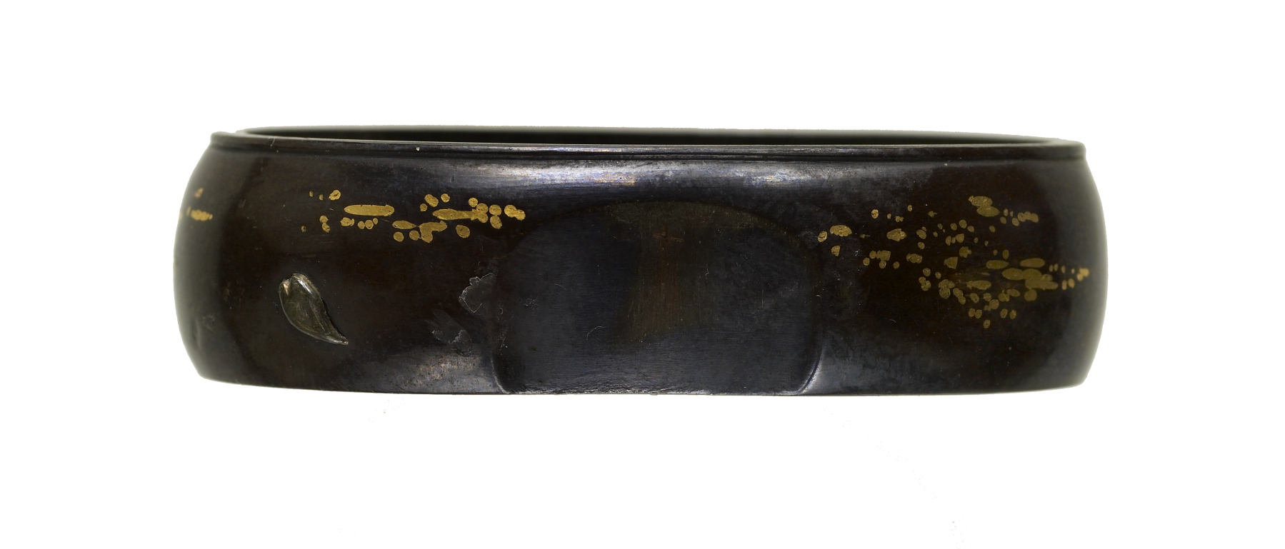 Fuchi with Cherry Blossoms and Petals | The Walters Art Museum
