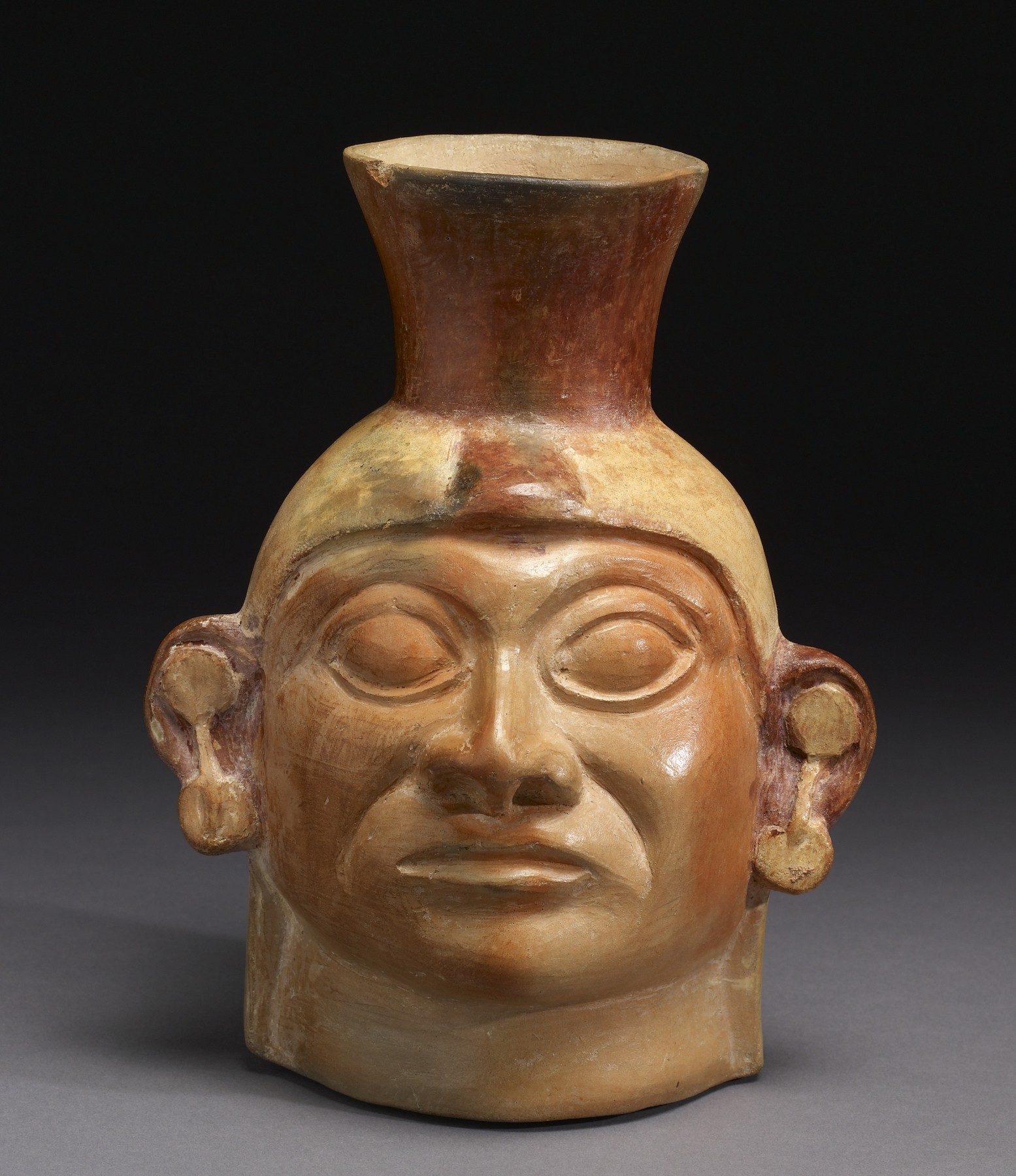 [OS] Portrait Vessel. Peru. Moche. 50 AD to 800 AD [1555x1800] : r ...